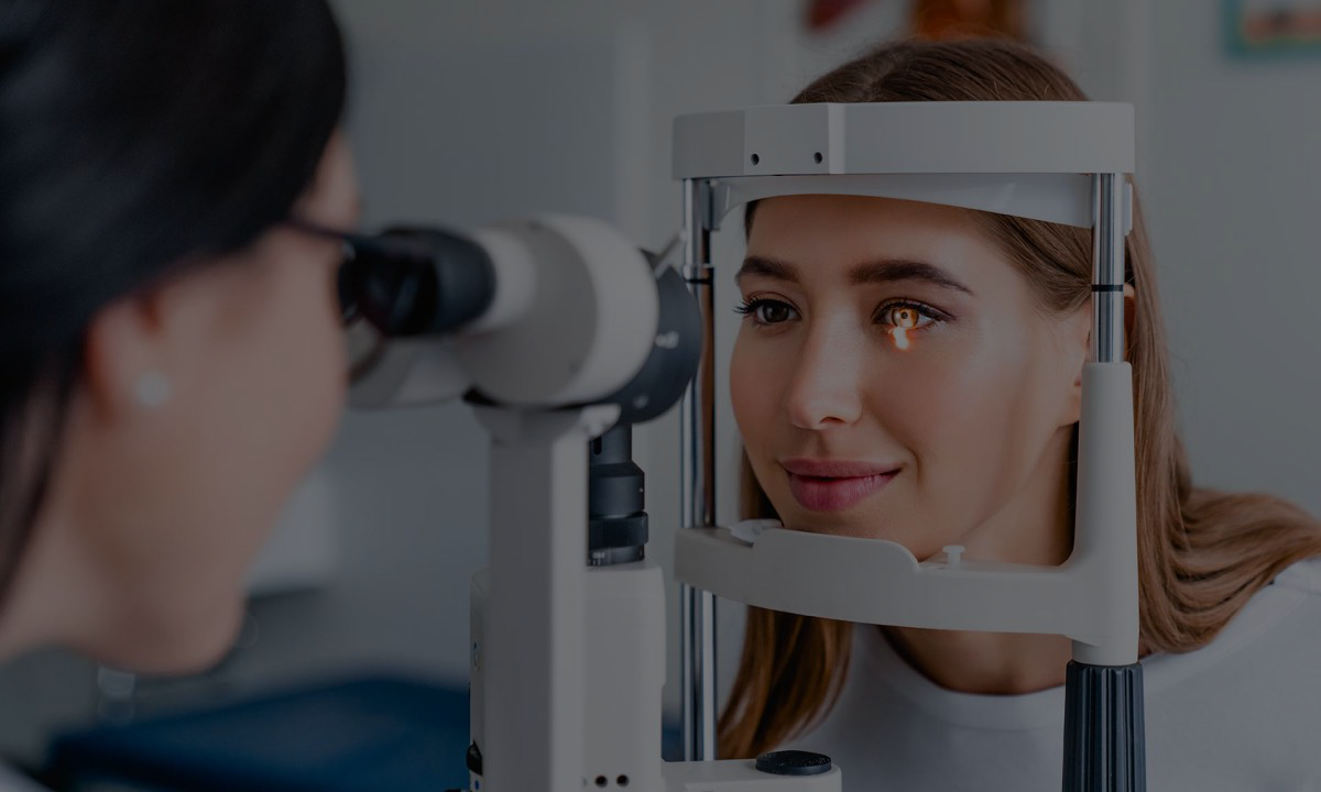 Dr. Mitch Browne B.Sc.(Hons.) M.Sc. M.D. F.R.C.S(C) | – Board Certified Ophthalmologist